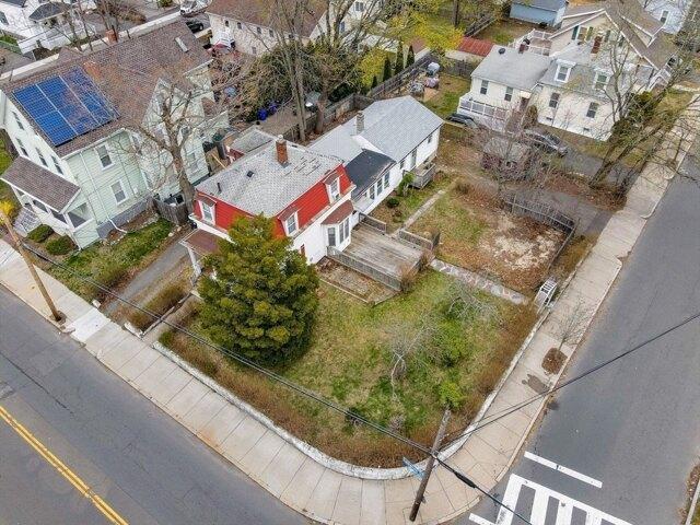 house with 5 bedroom, Malden MA DS102027111