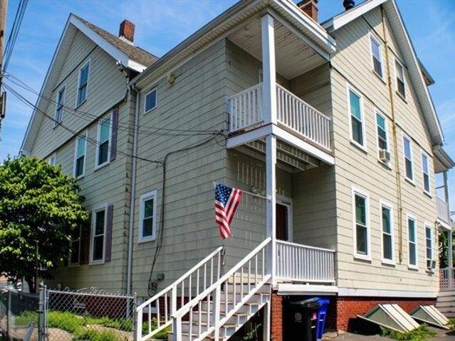 house with 5 bedroom, Malden MA ES104902917