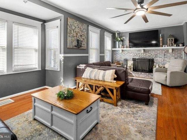 house with 5 bedroom, Maple Shade NJ DLS102282395