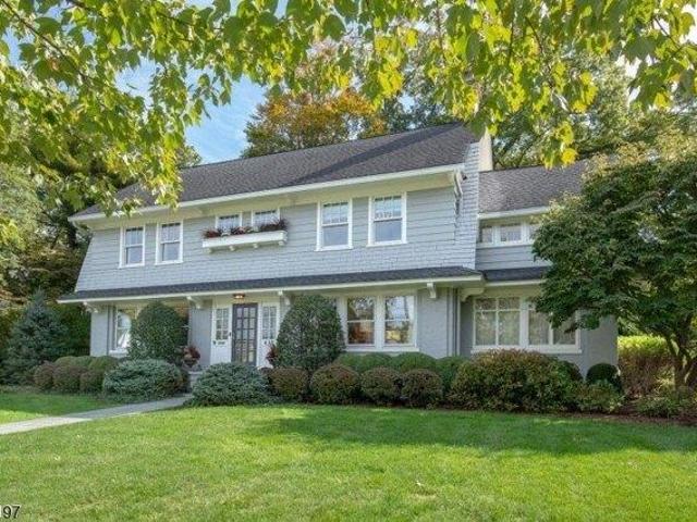 house with 5 bedroom, Maplewood NJ DLS102284122