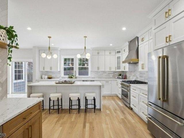 house with 5 bedroom, Maplewood NJ DS102258854