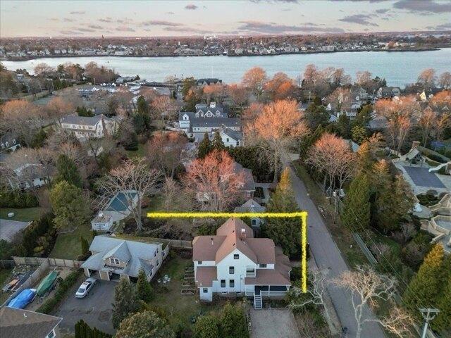 house with 5 bedroom, Marblehead MA ES105060066