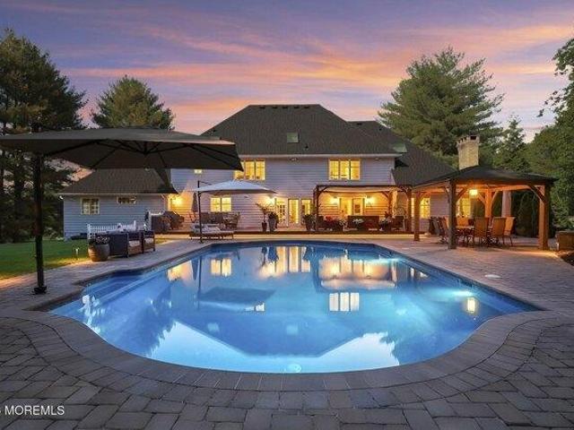 house with 5 bedroom, Marlboro NJ ES104605366