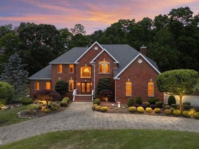house with 5 bedroom, Marlboro NJ ES104849853