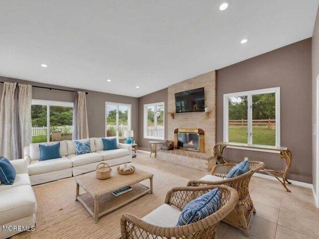 house with 5 bedroom, Marlboro NJ ES104850936