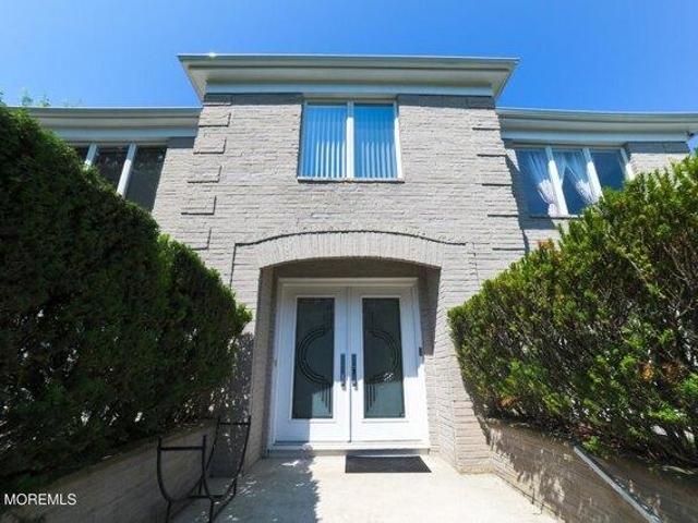 house with 5 bedroom, Marlboro NJ ES105140553