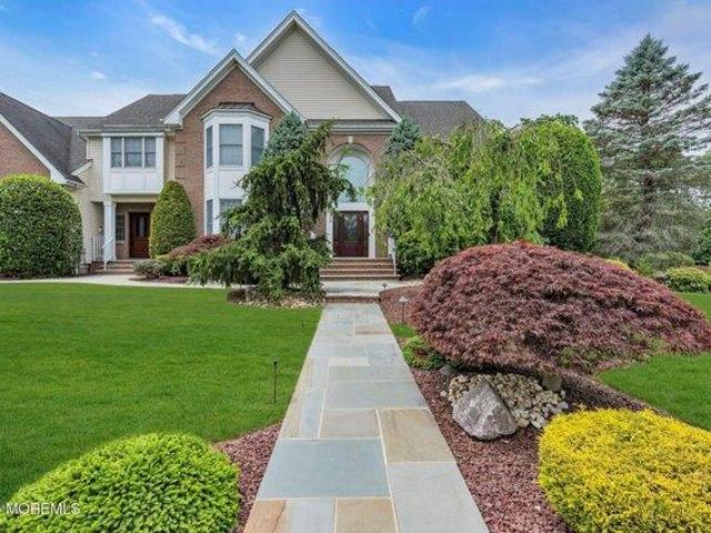 house with 5 bedroom, Marlboro NJ ES105157093