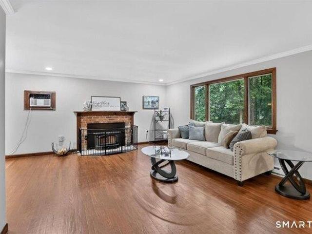 house with 5 bedroom, Marlborough CT ES105155792