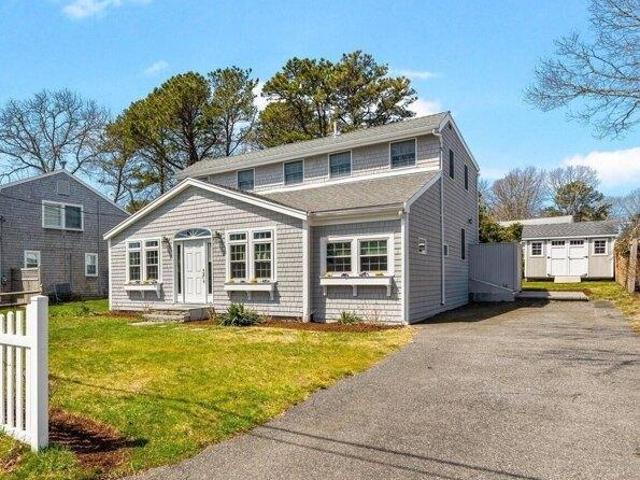 house with 5 bedroom, Mashpee MA DS104375189
