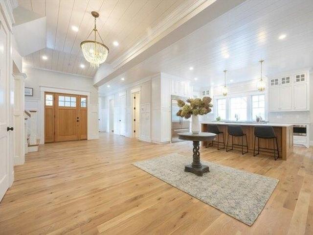 house with 5 bedroom, Mashpee MA ES104849293