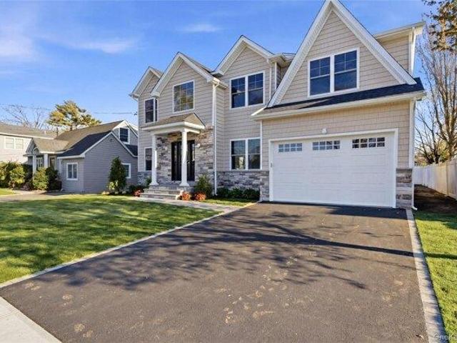 house with 5 bedroom, Massapequa Park NY ES104921438