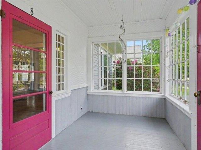house with 5 bedroom, Maynard MA DLS103035241
