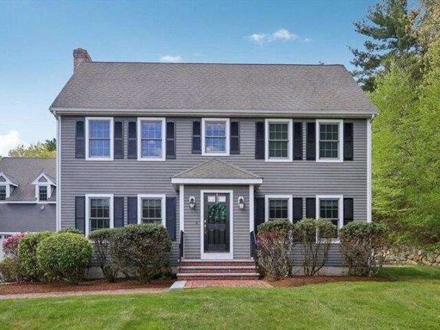 house with 5 bedroom, Medway MA DS102344521
