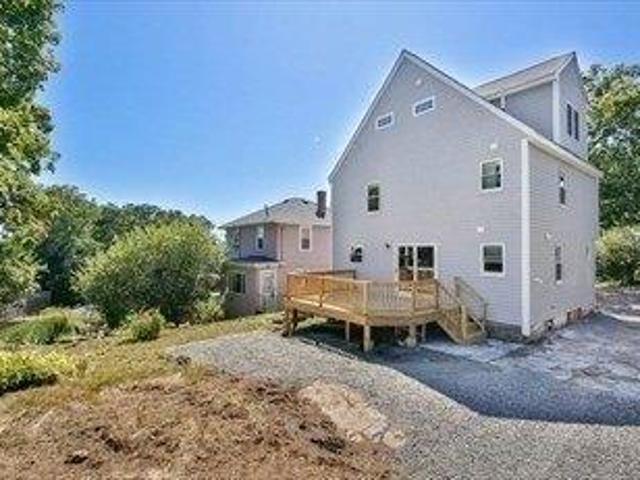 house with 5 bedroom, Medford MA ES104298536