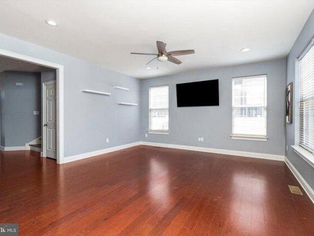 house with 5 bedroom, Medford NJ ES105193288