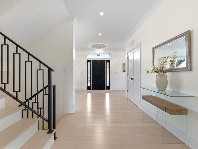 house with 5 bedroom, Melrose MA DS103431349