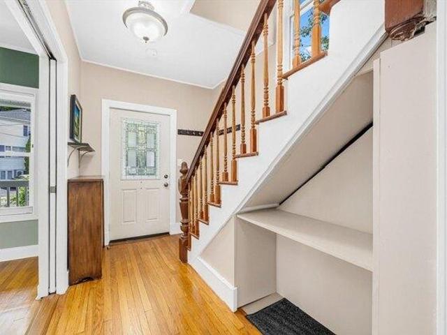 house with 5 bedroom, Melrose MA ES105157916