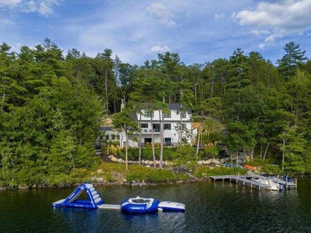 house with 5 bedroom, Meredith NH DS103102060