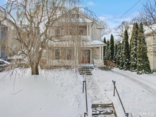 house with 5 bedroom, Meriden CT DLS102281949