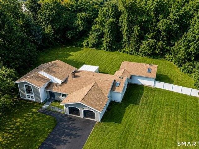 house with 5 bedroom, Meriden CT DS104296061