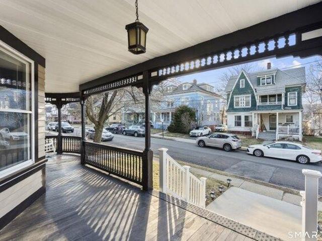 house with 5 bedroom, Meriden CT DS102255256