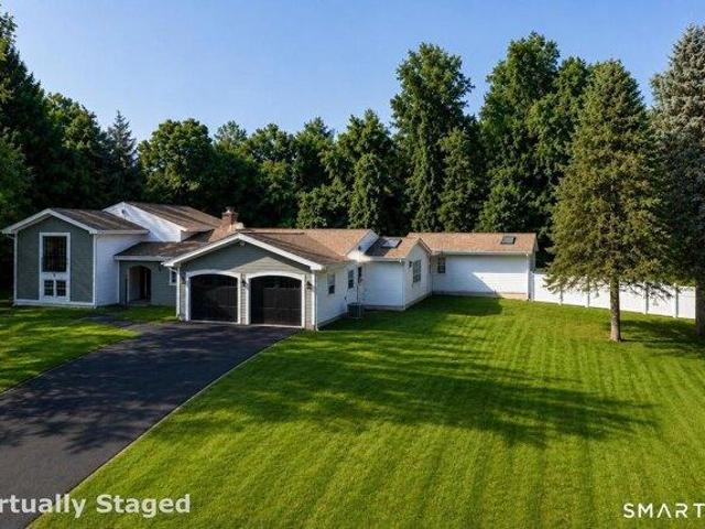 house with 5 bedroom, Meriden CT DS102761607