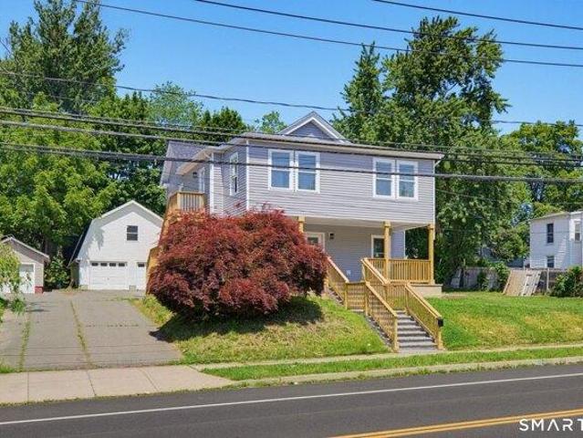 house with 5 bedroom, Meriden CT ES105206321