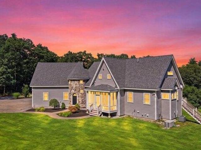 house with 5 bedroom, Merrimack NH ES105175666
