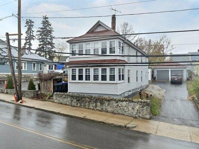 house with 5 bedroom, Methuen MA DLS102479347