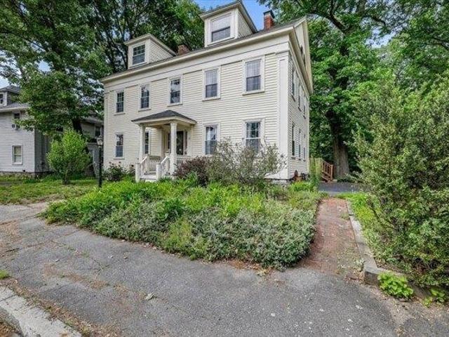 house with 5 bedroom, Methuen MA ES104850398