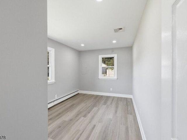 house with 5 bedroom, Mine Hill NJ ES105171854