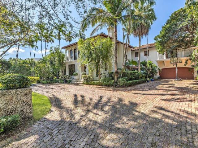 house with 5 bedroom, Miami FL ES100973198