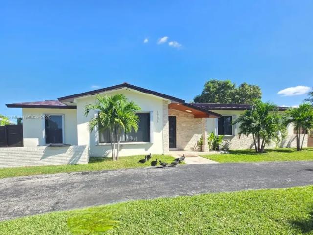 house with 5 bedroom, Miami Fl FL DS102659578