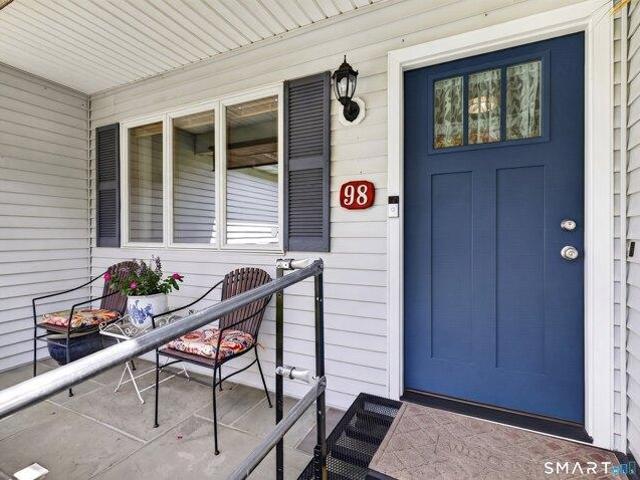 house with 5 bedroom, Middletown CT ES105105389