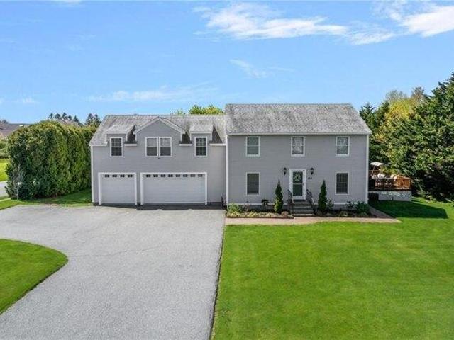 house with 5 bedroom, Middletown RI DS102372620