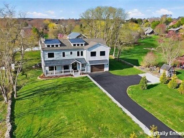 house with 5 bedroom, Middletown RI DS102527771
