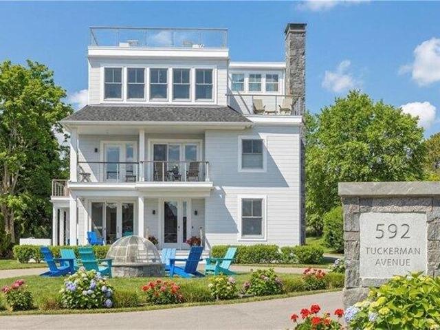 house with 5 bedroom, Middletown RI ES103125198