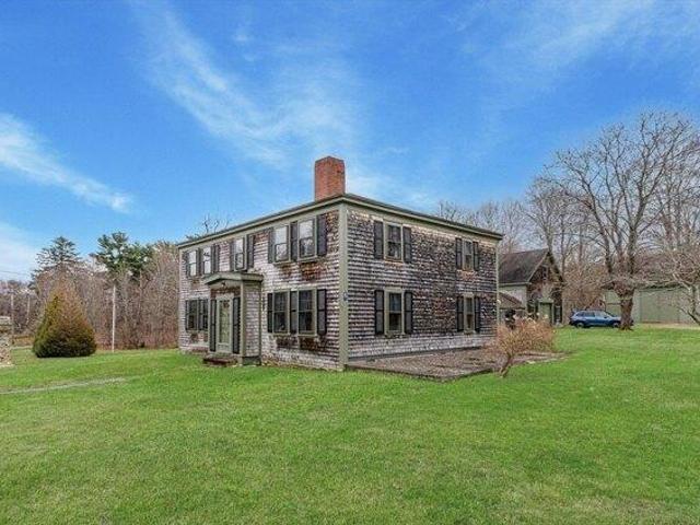 house with 5 bedroom, Middleboro MA ES103073858