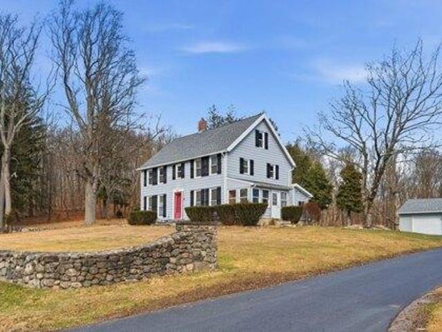 house with 5 bedroom, Middlebury CT DLS101627315
