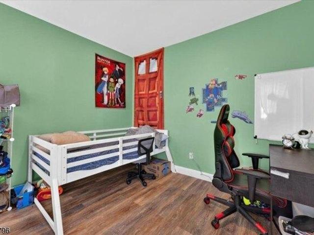 house with 5 bedroom, Middlesex NJ ES105191026