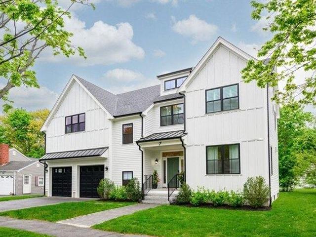 house with 5 bedroom, Milton MA DS102828060