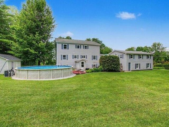 house with 5 bedroom, Milton VT ES103440987