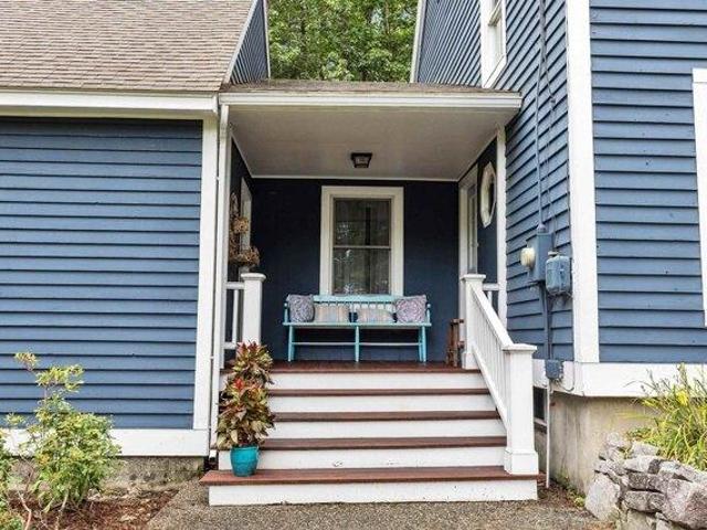 house with 5 bedroom, Milford NH ES103125336
