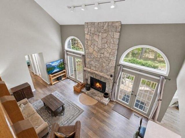 house with 5 bedroom, Milford NH ES103185866