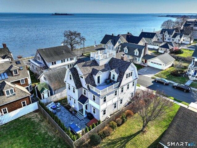 house with 5 bedroom, Milford CT ES103434302