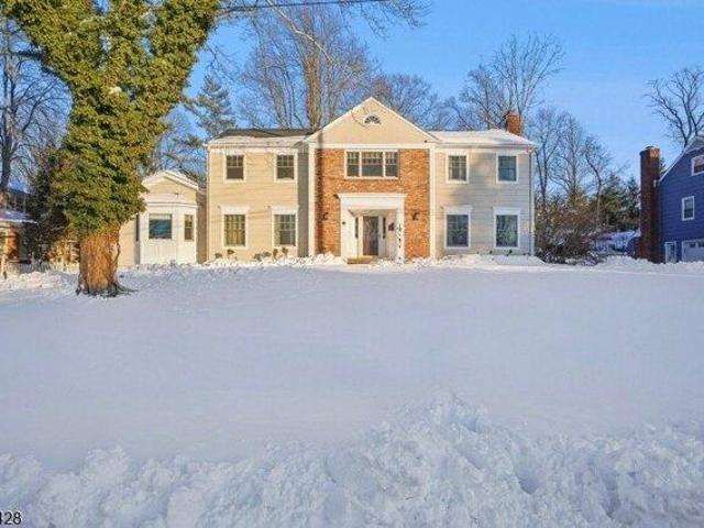 house with 5 bedroom, Millburn NJ DLS101799137