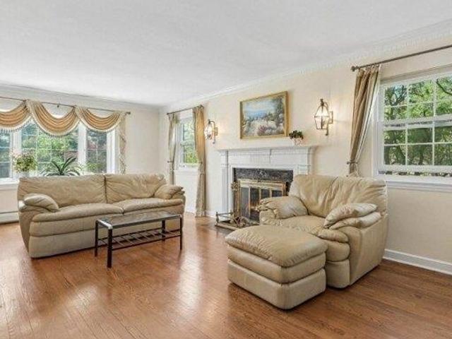 house with 5 bedroom, Millburn NJ DLS102475969