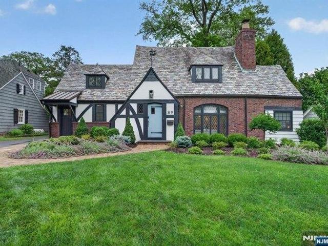 house with 5 bedroom, Millburn NJ DS103601009
