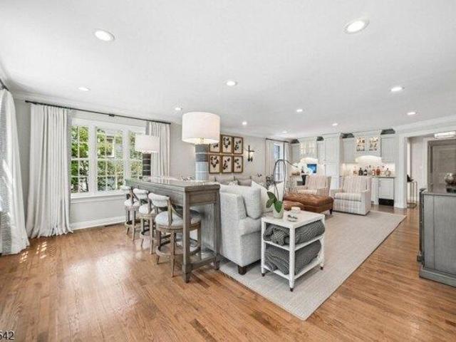 house with 5 bedroom, Millburn NJ ES104604027