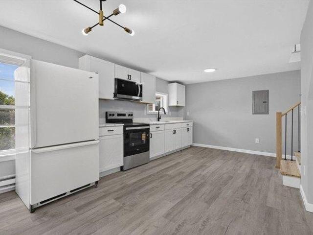 house with 5 bedroom, Millbury MA ES105095913